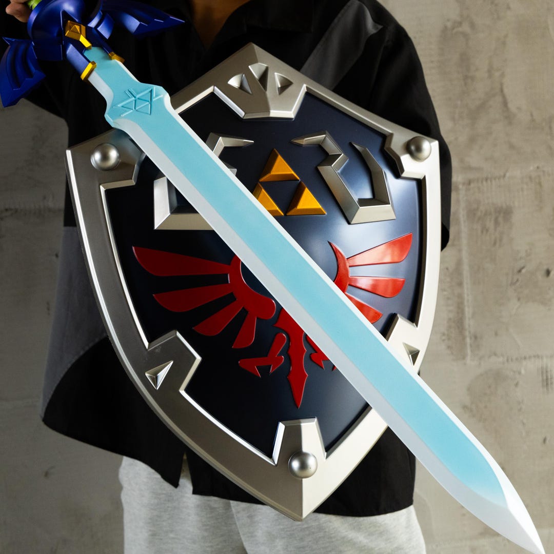 Zelda Metal Master Sword Light-up Blade, Full Size Battle-ready From ...
