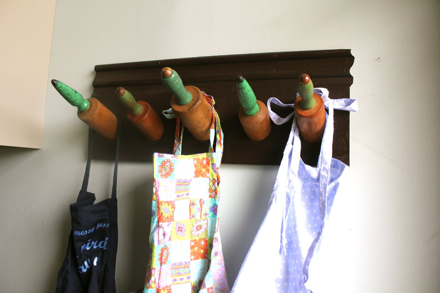 Green Rolling Pin Hanger | Etsy