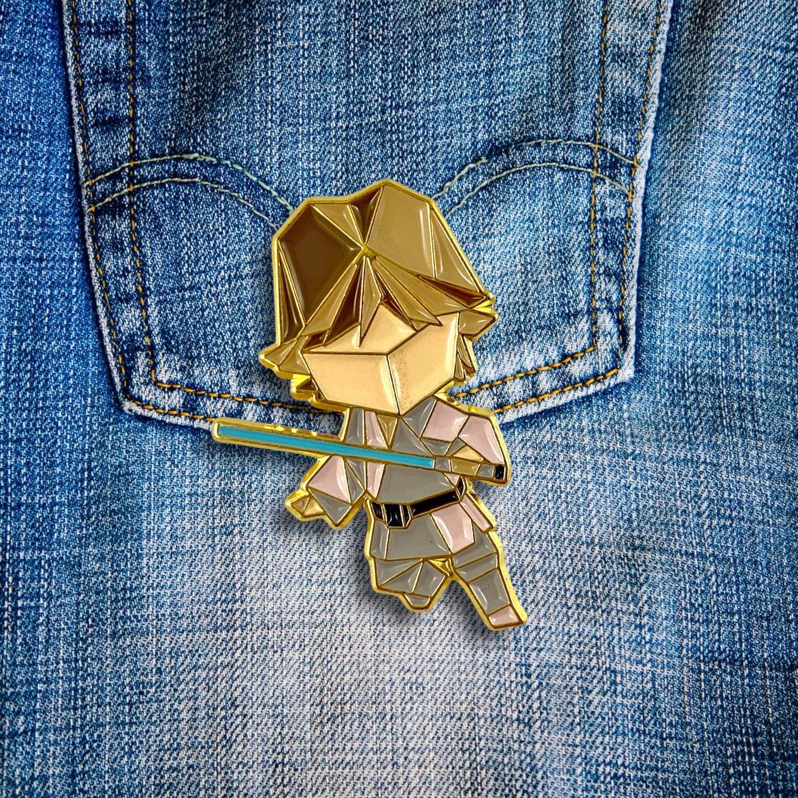 Luke Skywalker Origami Pin, Star Wars Gift, Nerd Gift, Geek Gift - Etsy