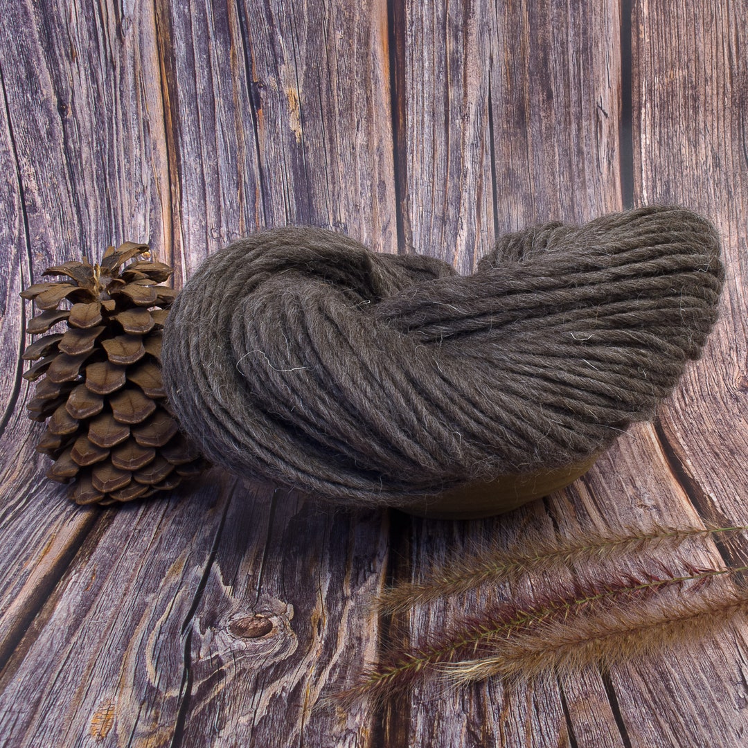 Jacob Yarn Super Chunky (natural Grey) 200g 130m 25 Ply Thick Single ...