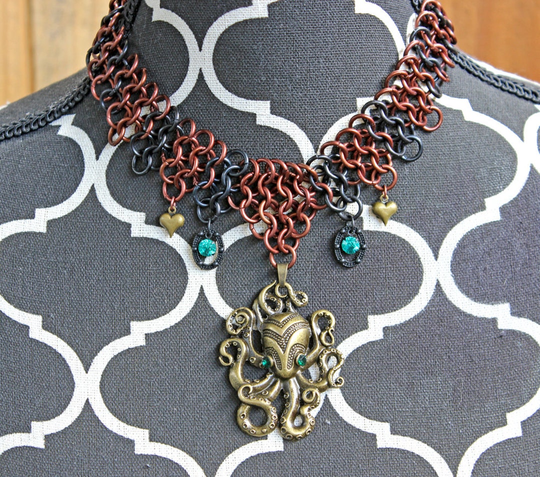 Green Eyed Sea Monster Chainmail Necklace - Etsy