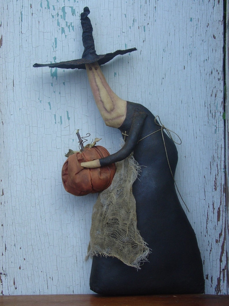 Gertie Picks A Winner, A Primitive Folk Art *PATTERN* From Raven's ...