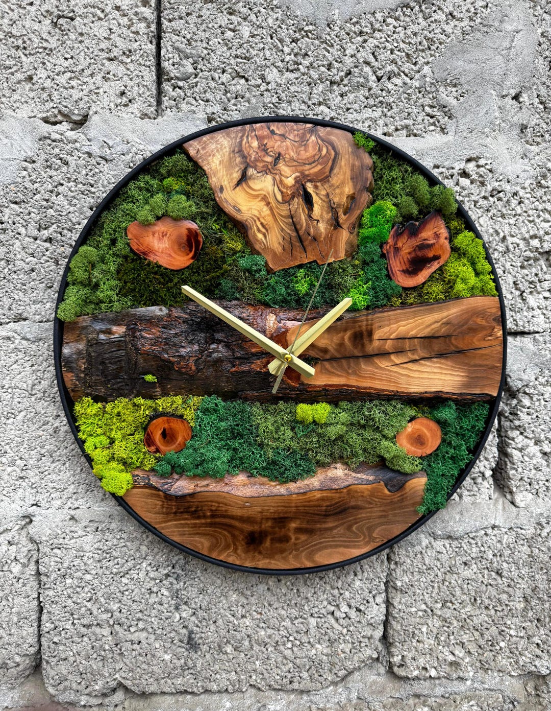 Made to Order Moss Wall Clock, Personalized Gift, Wall Art, Custom Made ...