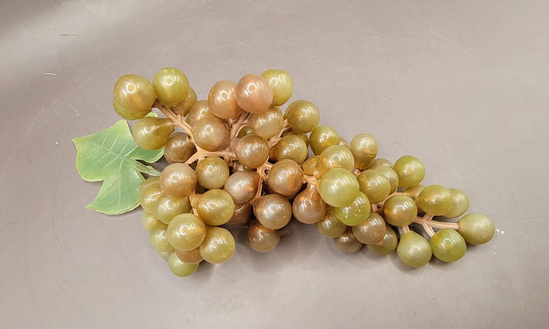 Vintage Green Plastic Grapes - Etsy