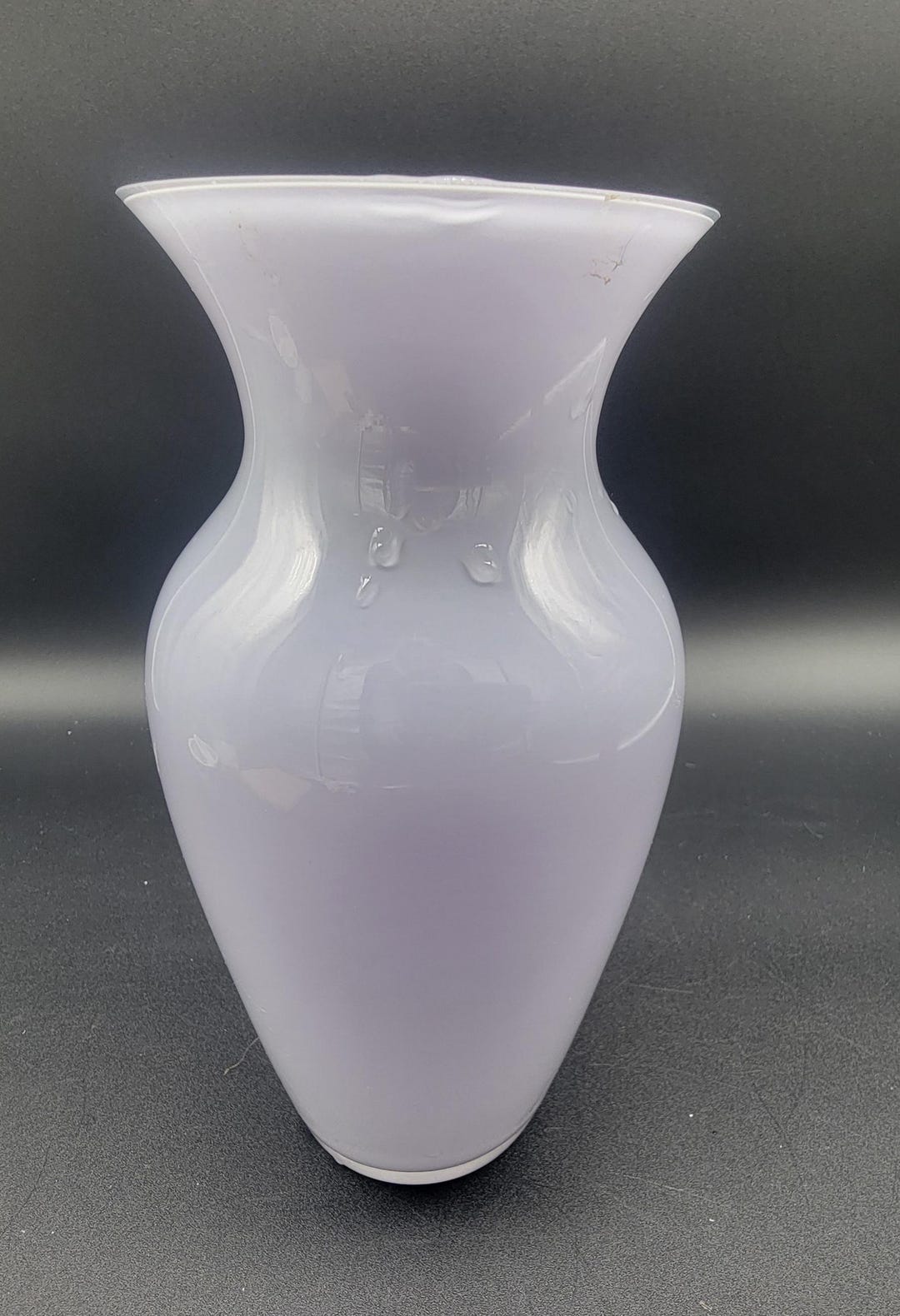 Vintage Lavender Glass Vase - 8" - Etsy