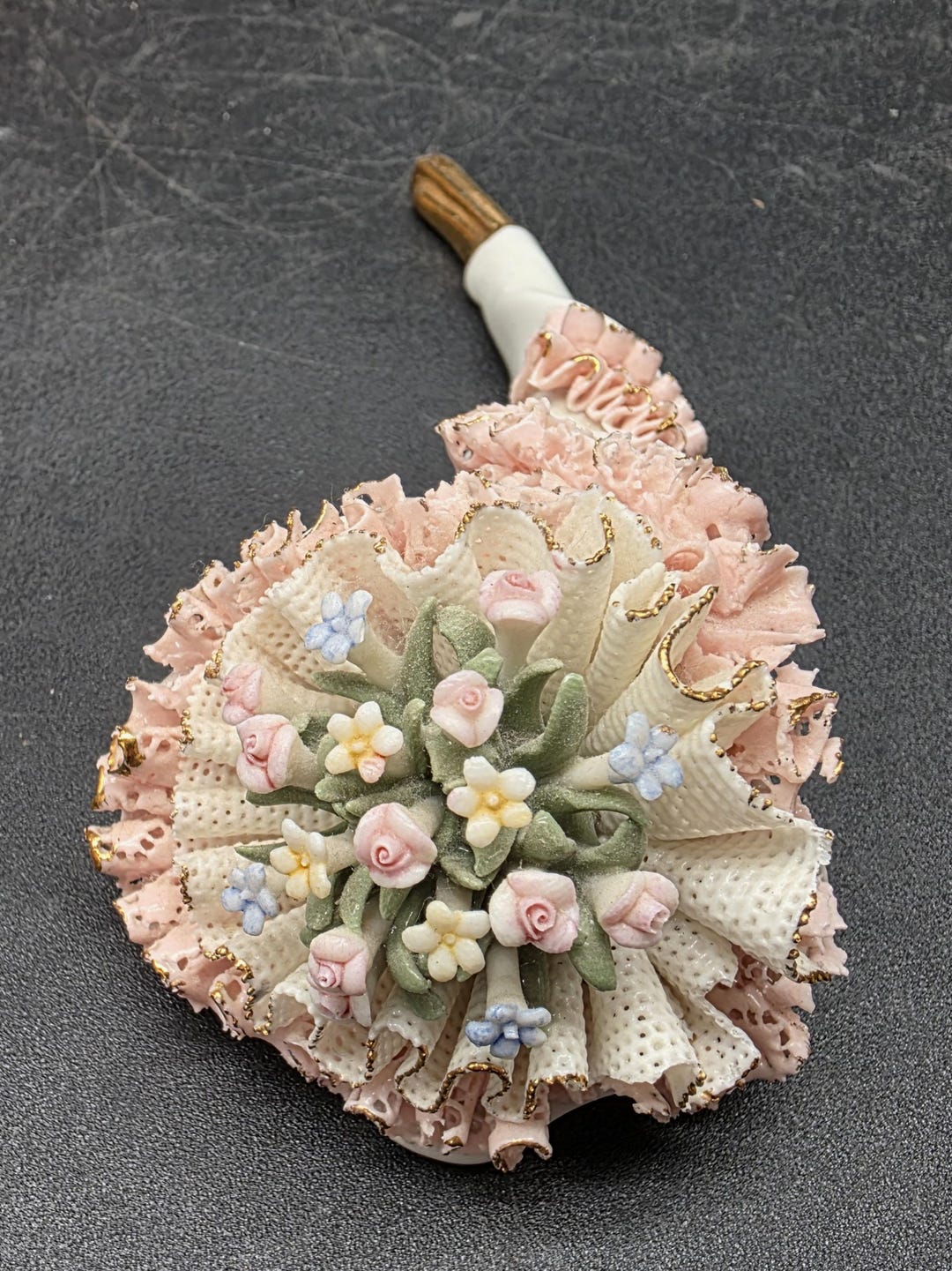 Vintage EXQUISITE Capidimonta Victoria Cornucopia by Artist C. Gileta ...