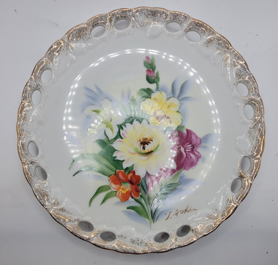 Vintage J. Aoki, UCAGCO Ceramics Japan Signed Hanging Plate - Lace Gold ...