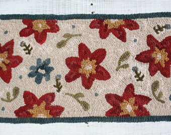 Hooked Table Runner - Etsy