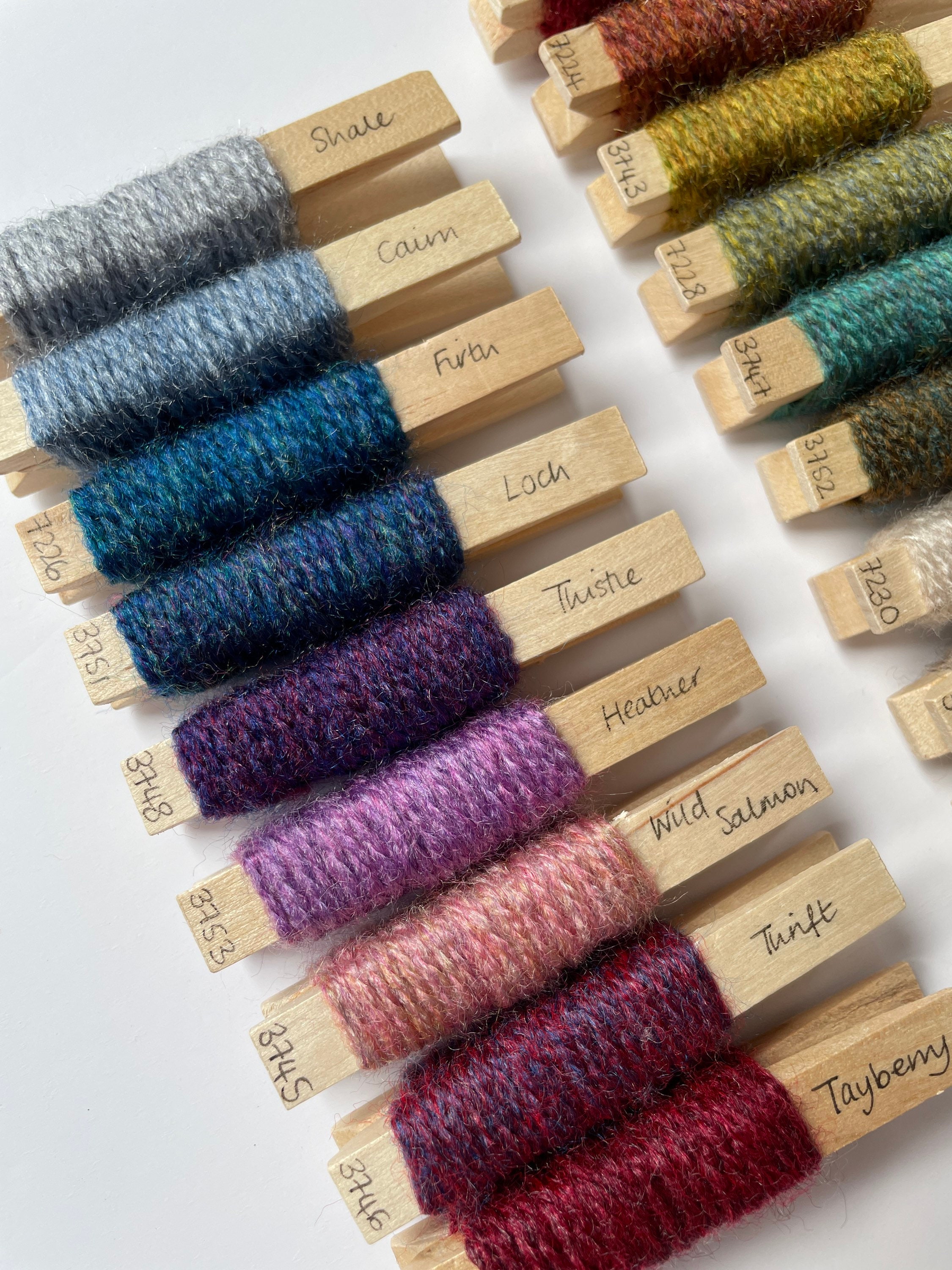 Stylecraft Highland Heathers Yarn Pegs - Set of 24 (including Stag ...
