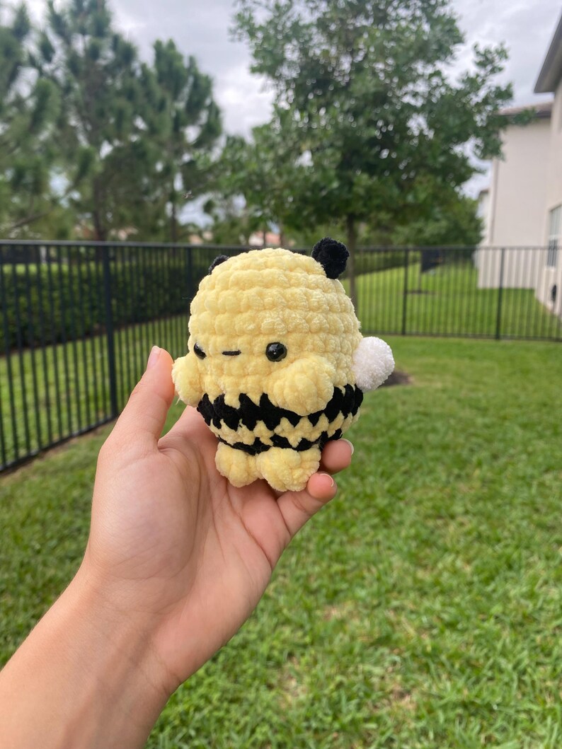 Bumble Bee Amigurumi Plushie | Handmade Crochet Bee - Etsy