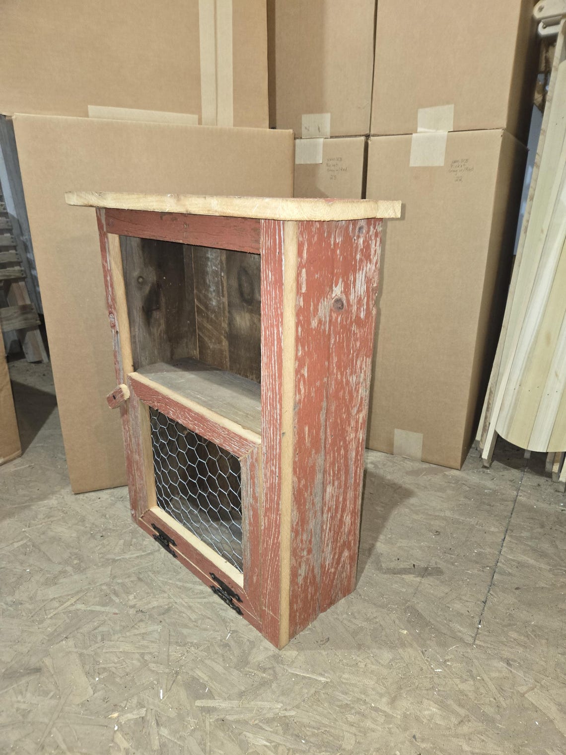 Drop Down Door Chicken Wire Barn Wood Display Country Cabinet Display ...