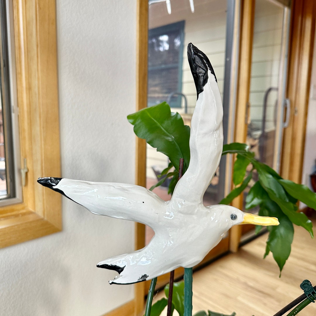 Giant Flying Seagull Ceramic Garden Stake, Yard Art or Flowerpot Decor ...