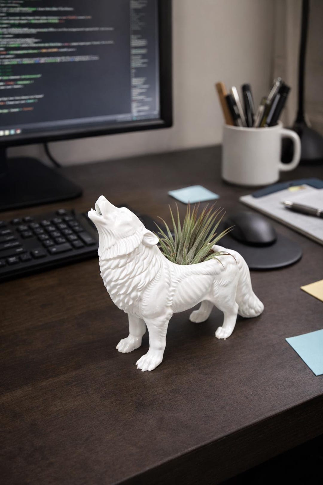 Howling Wolf Air Plant Planter - Etsy