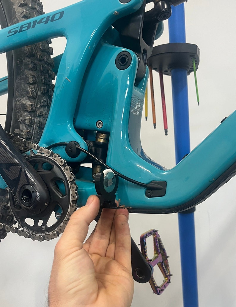 Yeti Cycles MTB Custom Internal AirTag Mount 2023ish Onward - Etsy