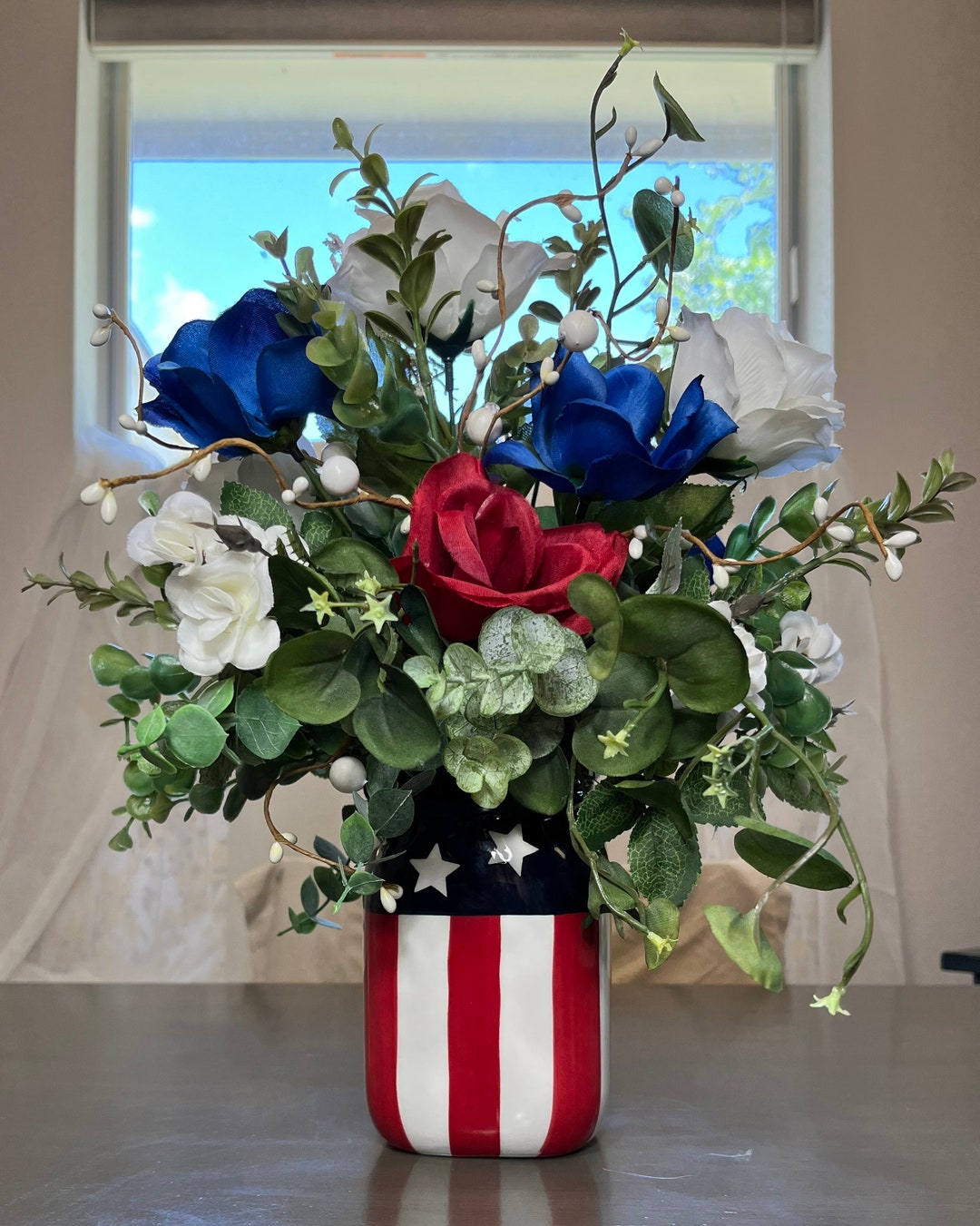 Red White Blue Flower Arrangement, Fourth of July Rose Table Decor ...