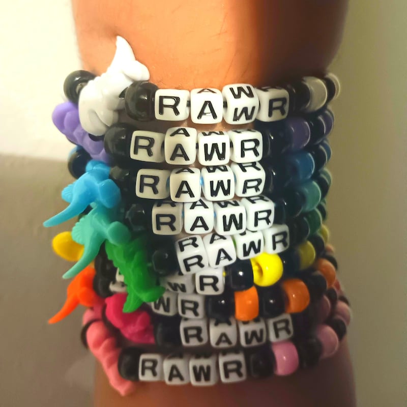Kandi Dinosaur - Etsy