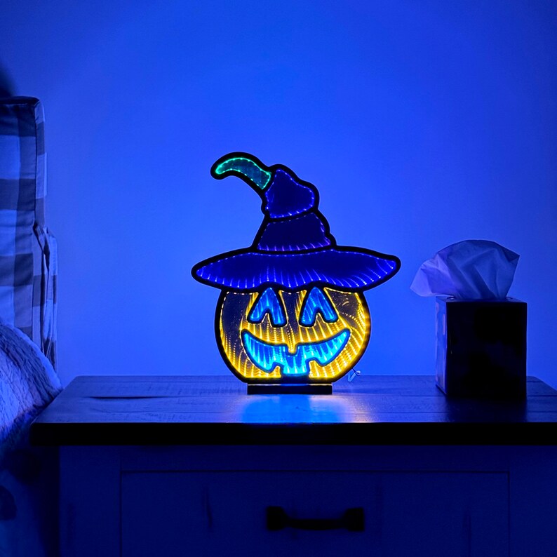 Pumpkin With Hat Infinity Mirror Light With Stand - Halloween LED ...