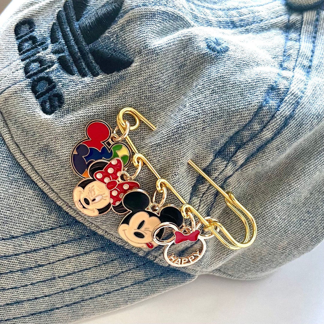 Mickey Mouse and Minnie Mouse Pin With Charms Pin for Backpack Disney ...