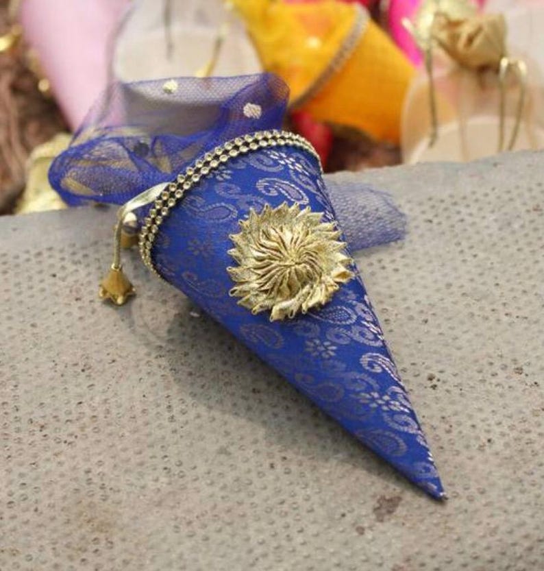 Mehendi Party Favor Cones: Desi Wedding Keepsakes - Etsy