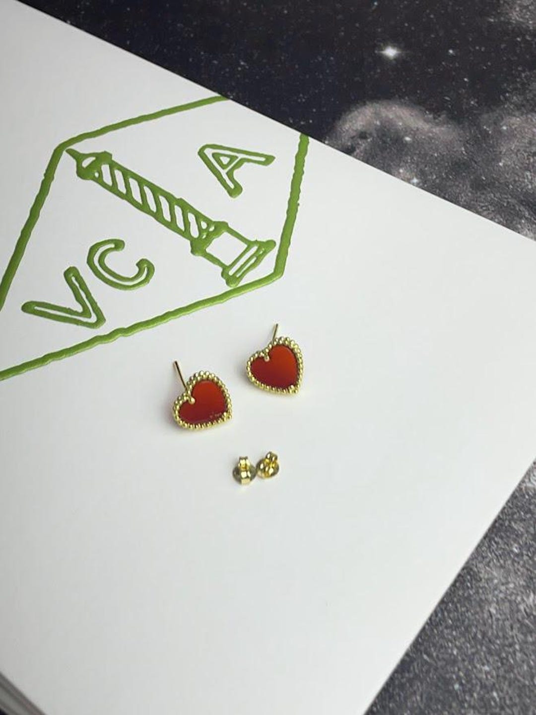 Vintage Van Cleef & Arpels 18k Gold Heart Shaped Stud Earrings - Etsy
