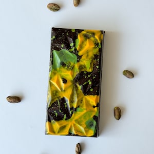 Pistachio Kataifi Chocolate Bar Dubai Inspired - Extra Thick Viral ...
