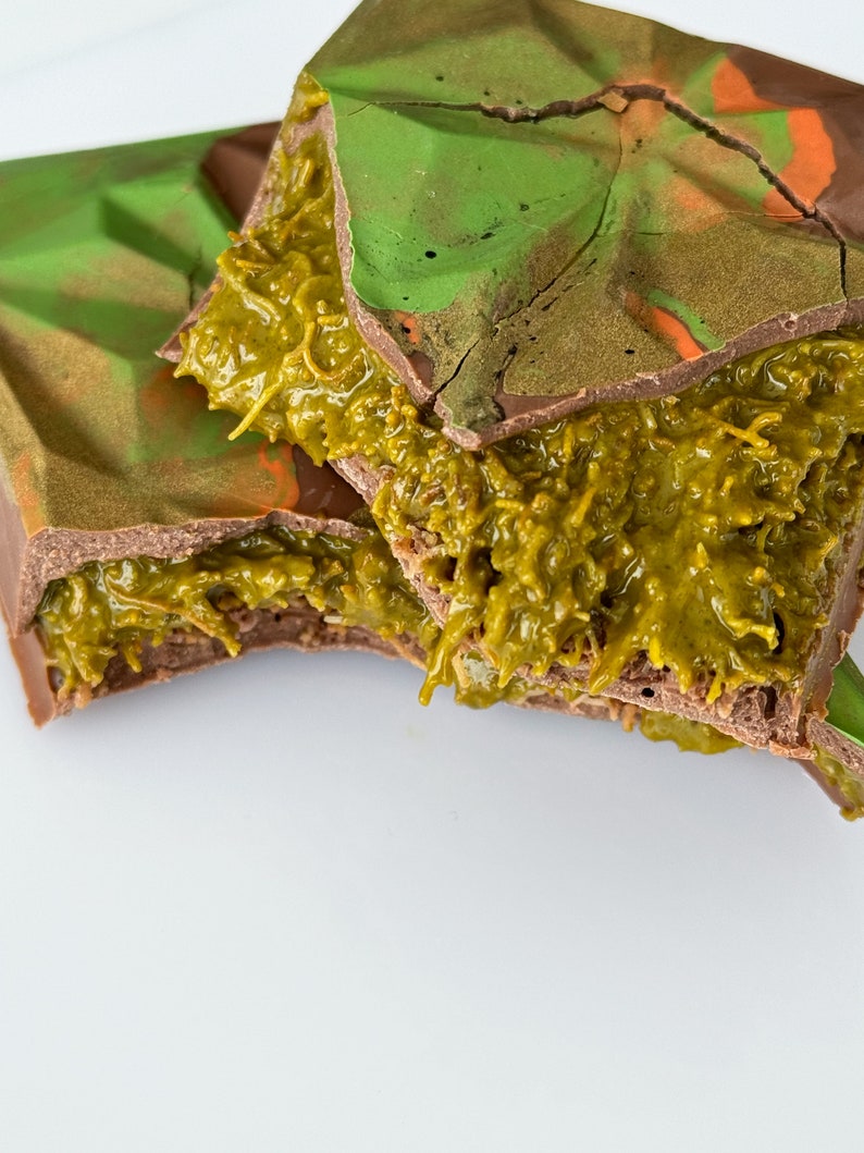 Pistachio Kataifi Chocolate Bar Dubai Inspired - Extra Thick Viral Dubai Chocolate Bar, High ...