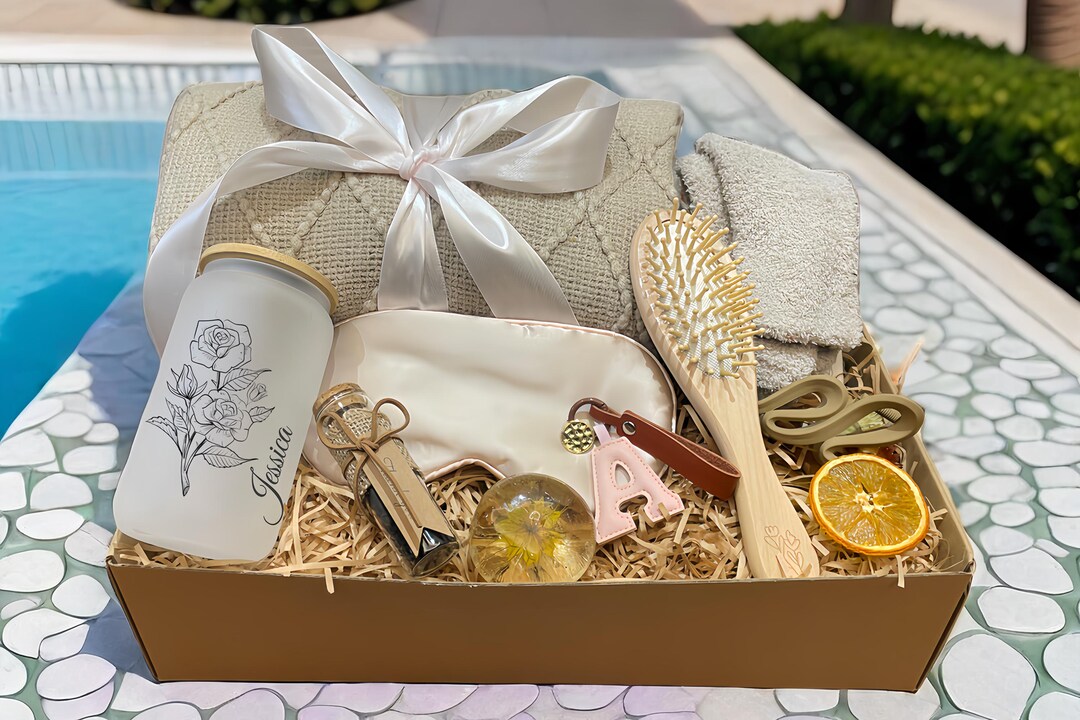 Gift Box With Blanket, Thank You Gift, Hug Gift Box, Female Gift ...