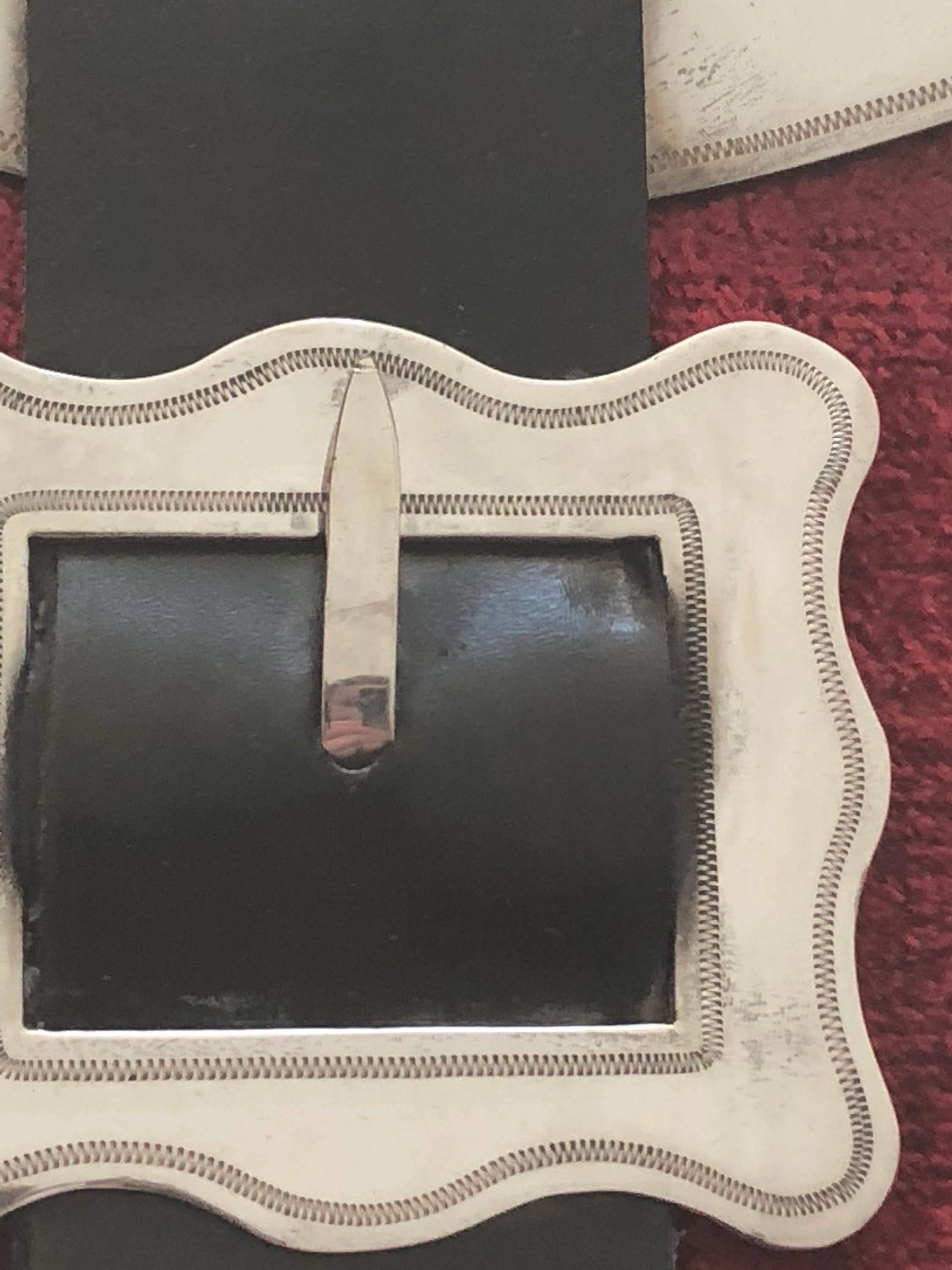 The Johnnie Walker 1,000,000th Case of Whisky Strap Scottish Sterling ...