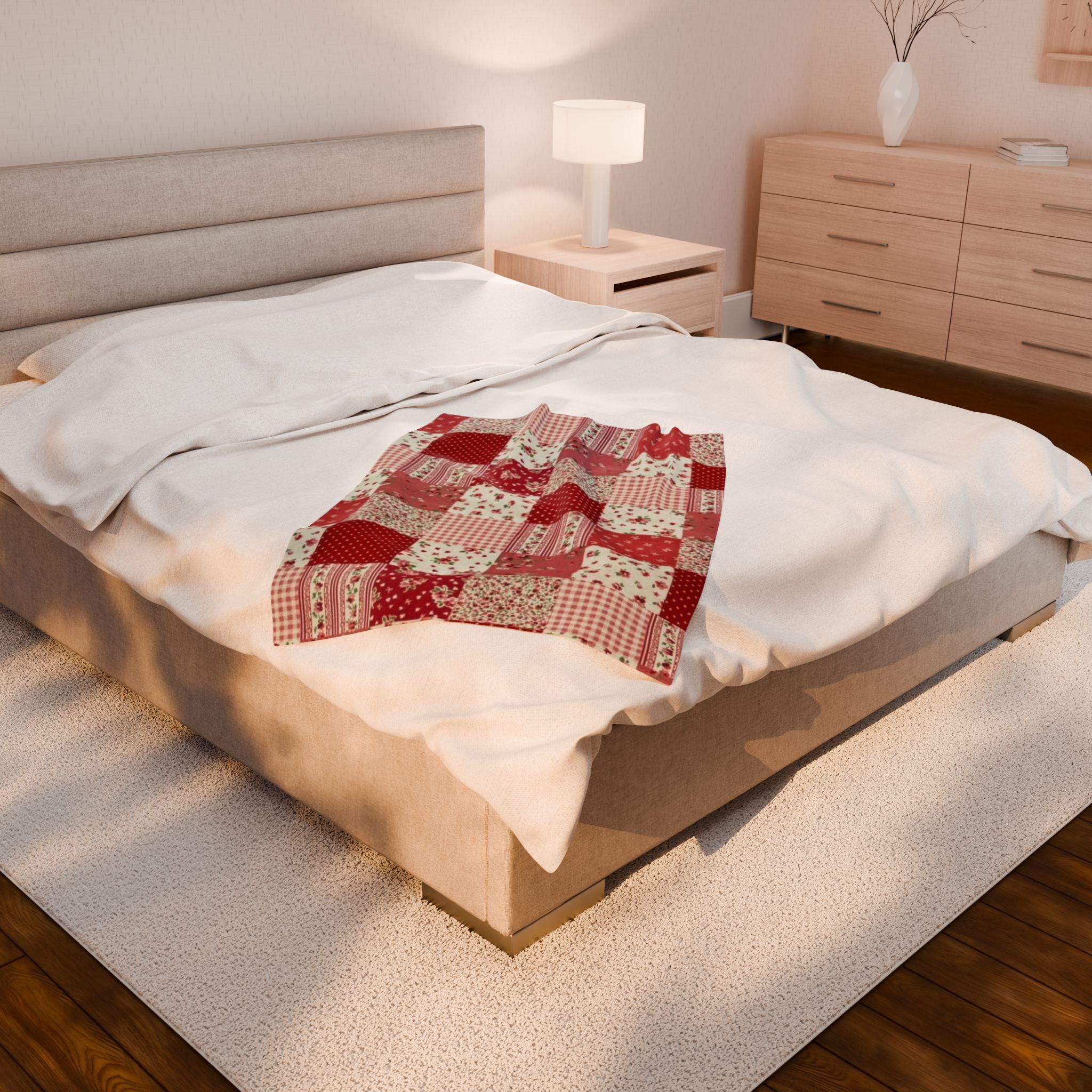Red Patchwork Floral Velveteen Plush Blanket Cottagecore Quilt Pattern ...