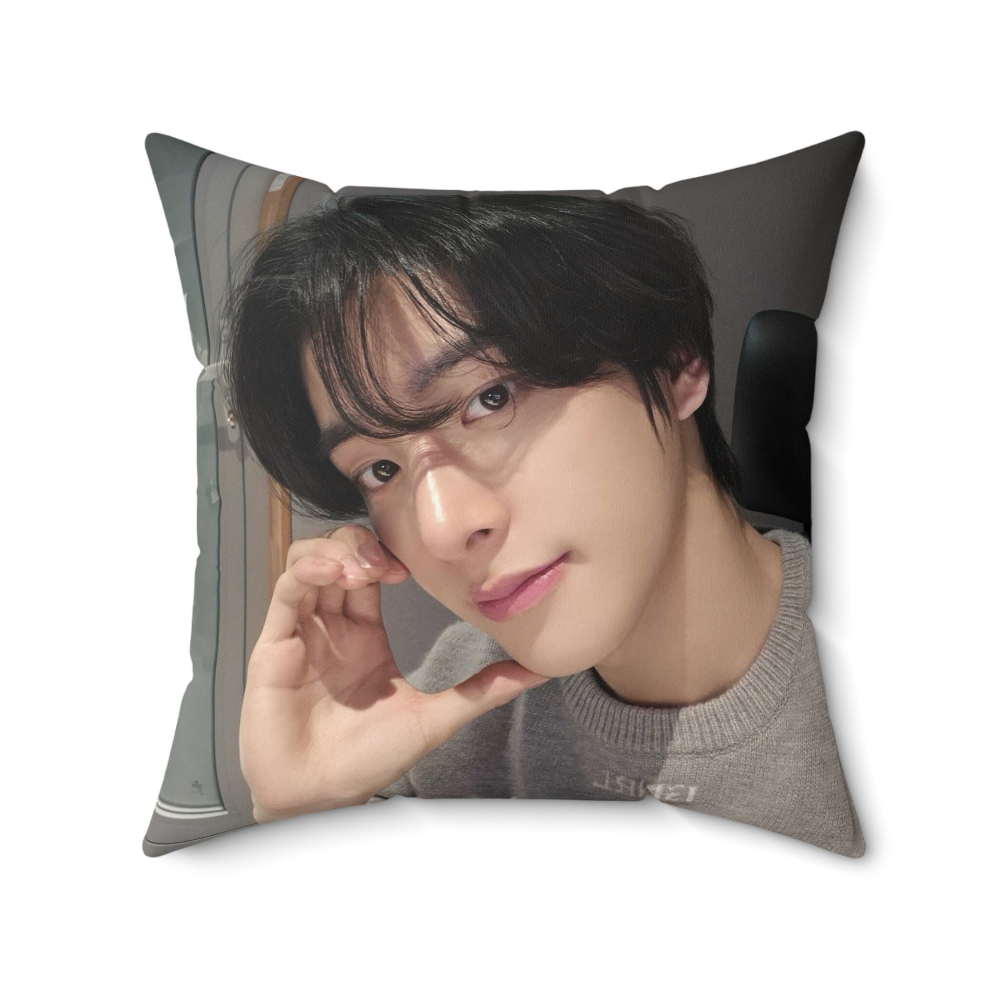 ENHYPEN JAKE Back to Back Selca Spun Polyester Square Pillow - Etsy