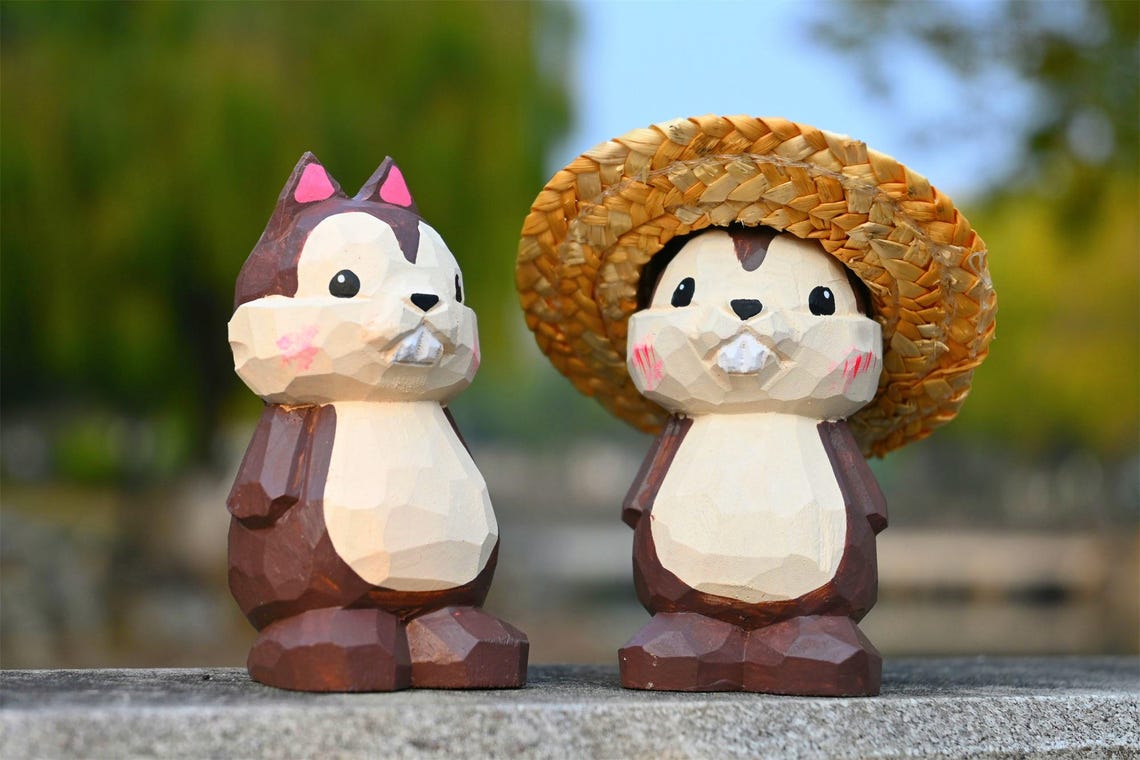 3.7''hand Carved Wooden Chipmunk Desktop Figurine for Desk Decor Gift ...