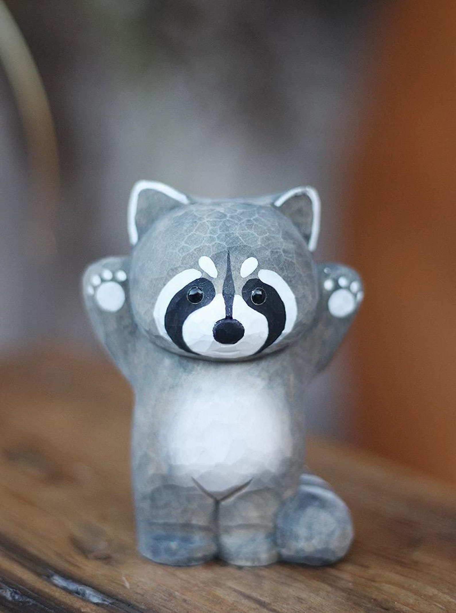 3.6''hand Carved Wooden Raccoon Baby Figurine for Desk Decor Gift,cute ...