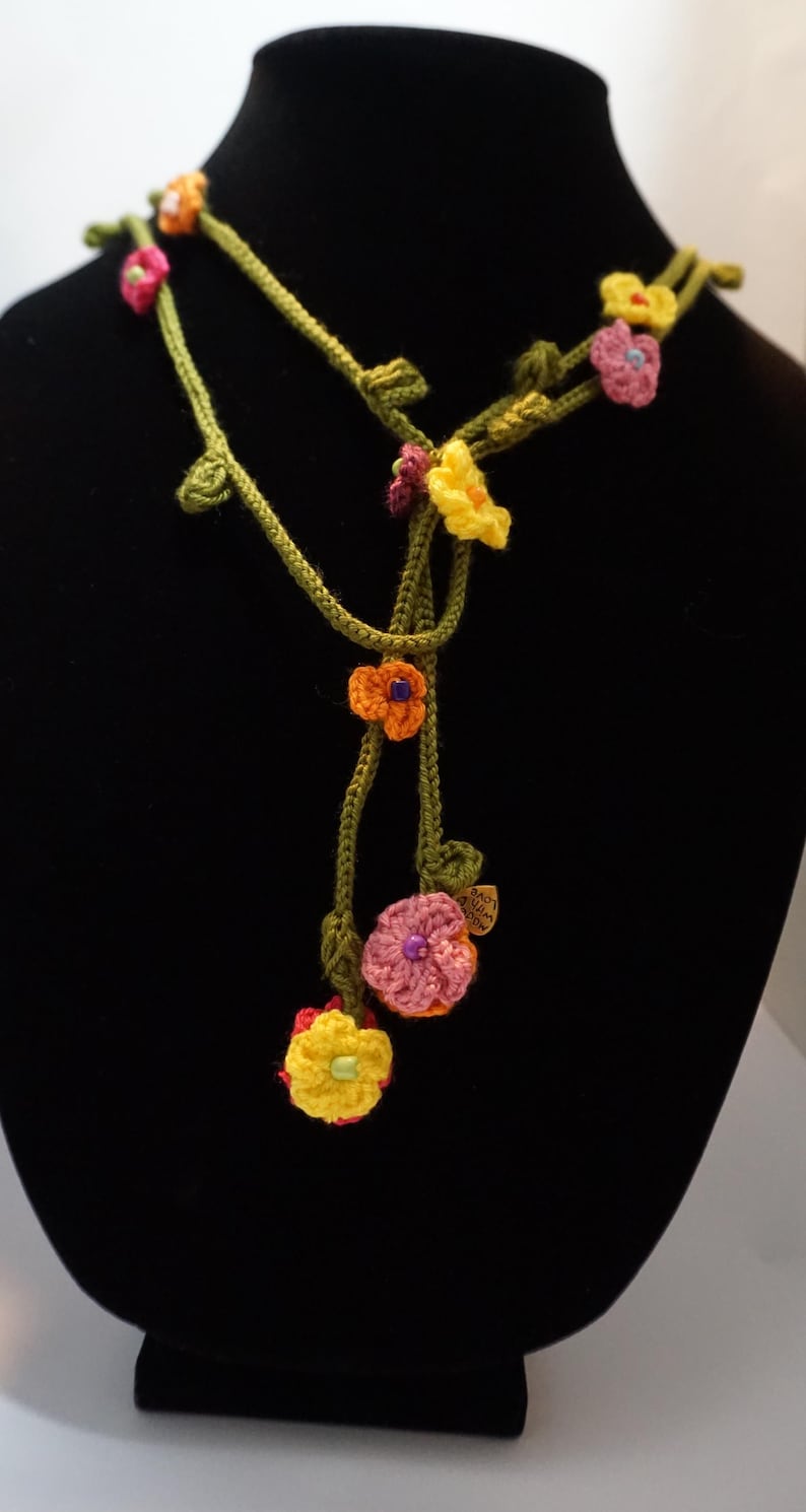 Bohemian Crochet Flower Lariat Necklace: Vibrant Organic Style - Etsy