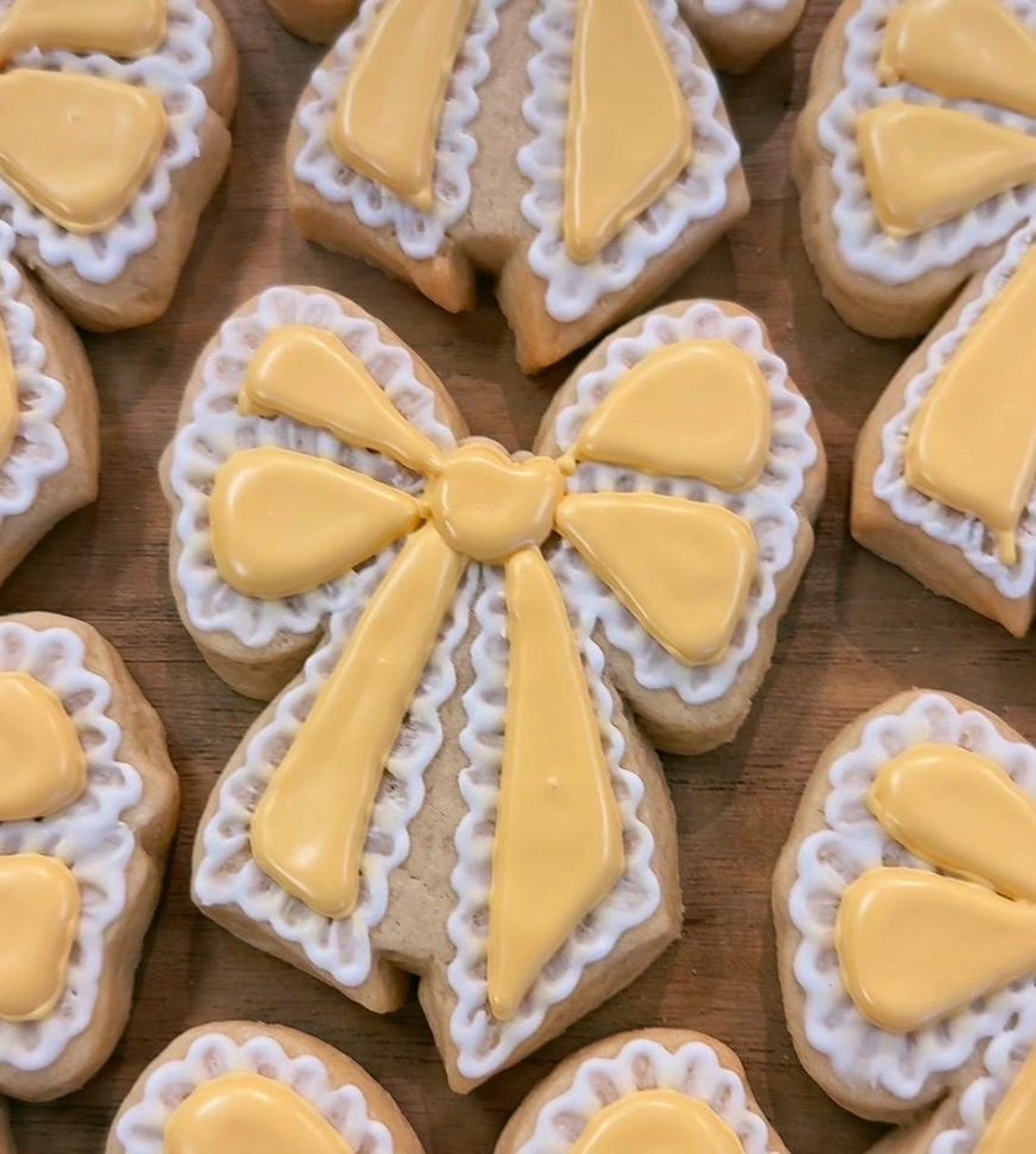 Lace Coquette Bow Royal Icing Sugar Cookies - Etsy