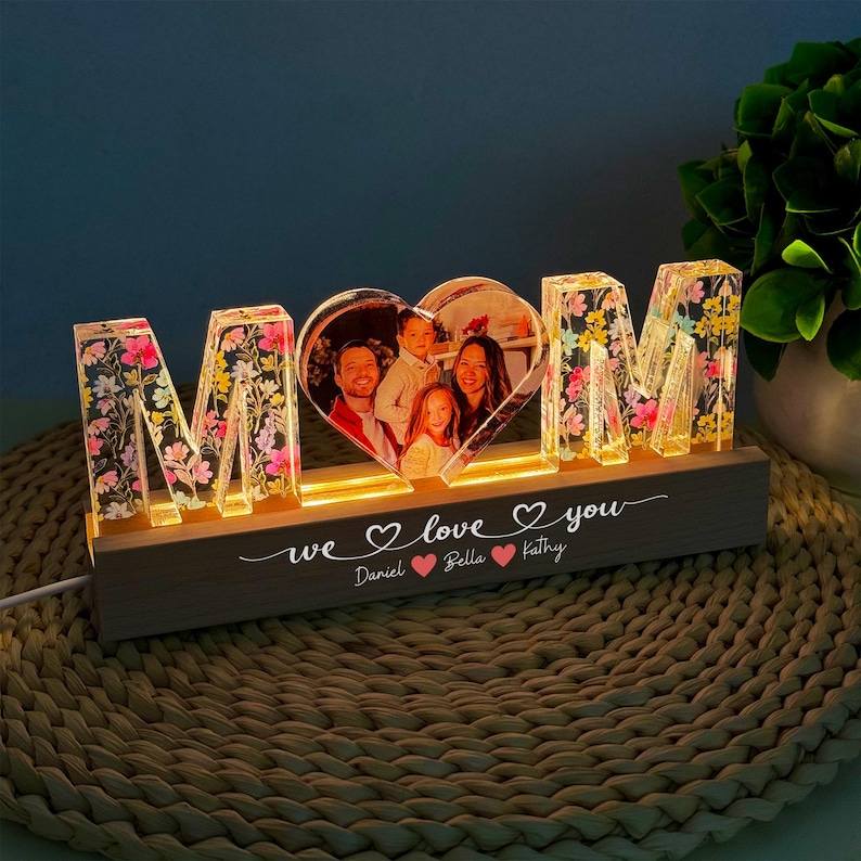 Custom Mom Photo LED Night Light With Kids Names - Etsy