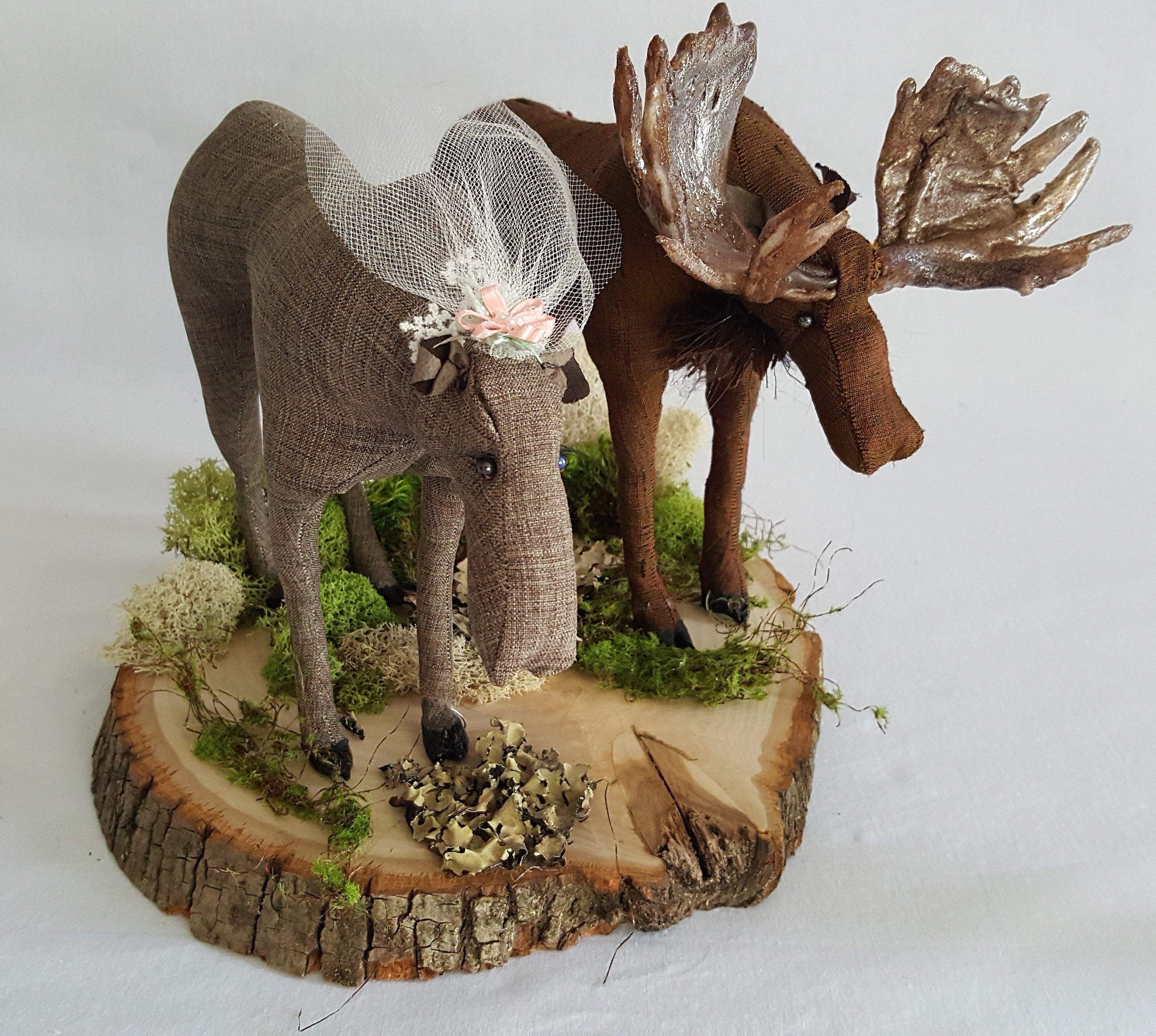 Cake Topper Miniature Moose Couple Antlers Flower Moss Grass Wood Veil ...