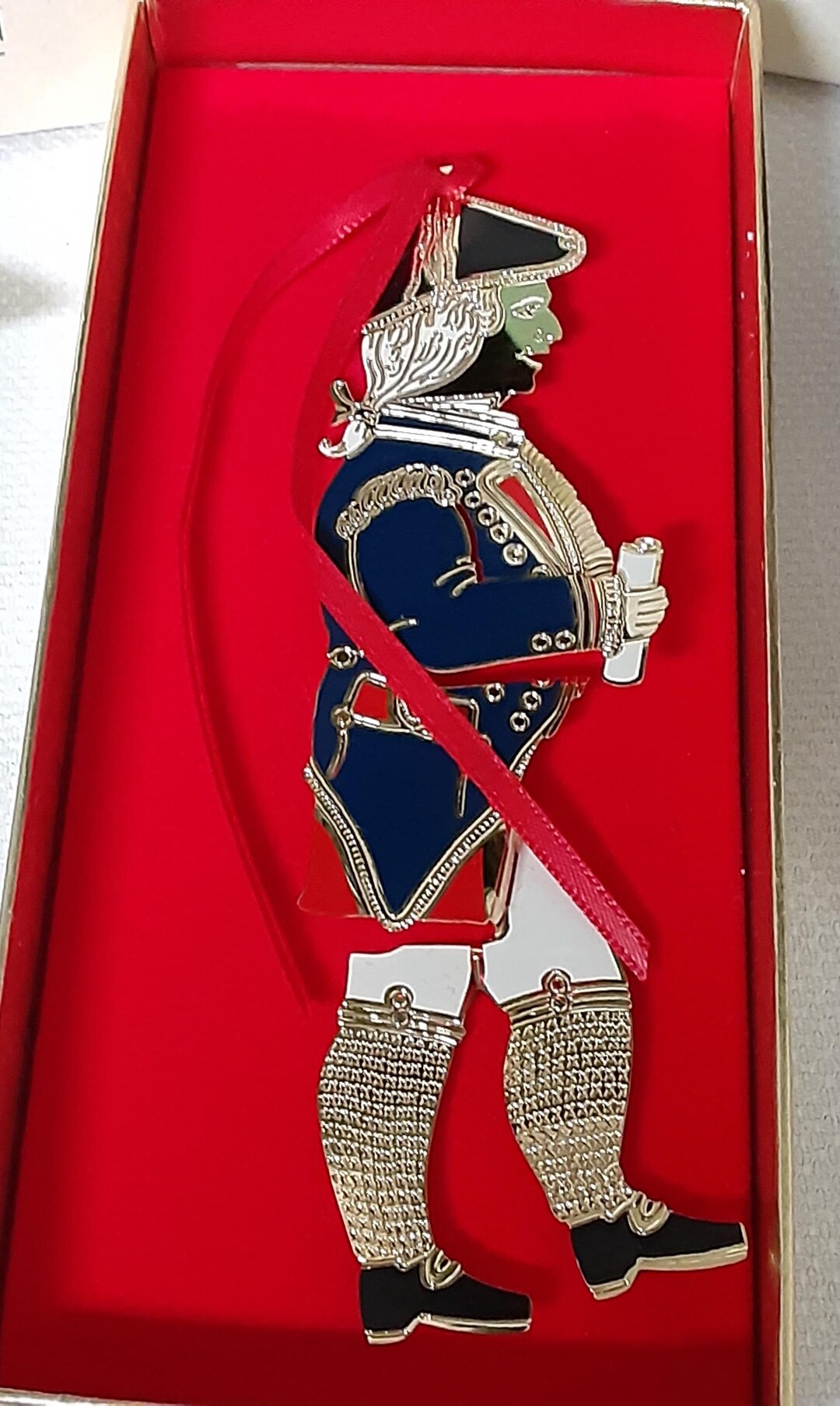 1999 George Washington Uniform Metal Martha Washington Colonial Dress ...