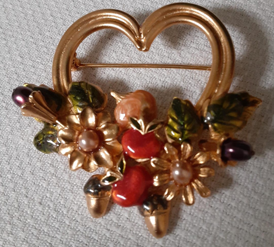 SALE--- Thanksgiving Pumpkin Pin Fall Autumn Heart Shaped Brooch Enamel ...