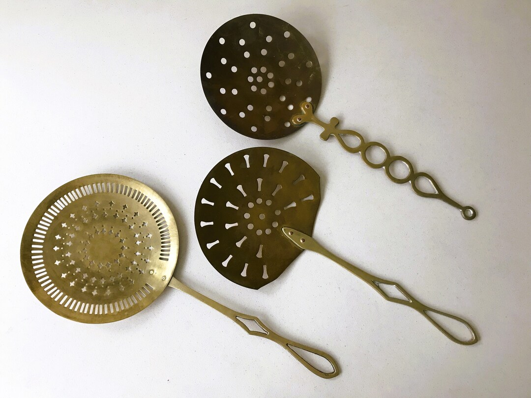 Vintage Large 20 Hanging Brass Rustic Primitive Colonial Americana ...