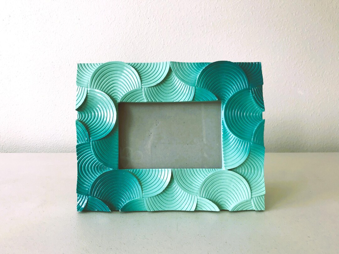 Beachy Coastal Picture Frame - POP ART Textured Molded Plastic Aqua ...