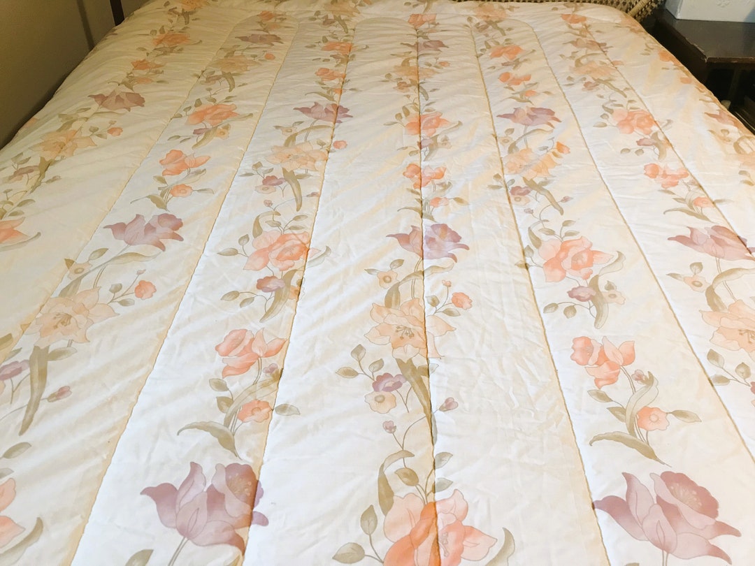 Vintage Floral Peach Cream Lavender Burlington Bedspread Channel ...