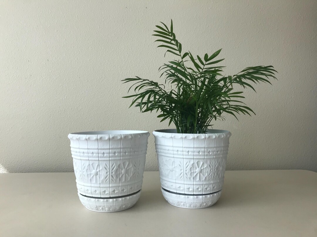 Vintage White Plastic Lawnware Planters - Set of 2 - NEW - Etsy