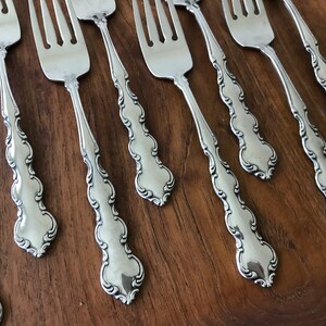 Vintage Midcentury MCM Oneida Deluxe mozart Victorian Floral Flatware ...