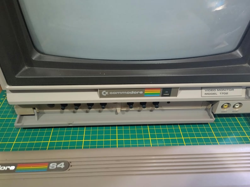 Commodore 1702 Monitor Replacement Door - Etsy