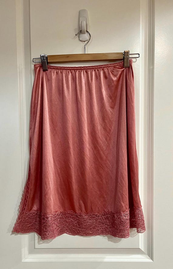 vintage medium raspberry pink slip skirt Petra fashio… - Gem