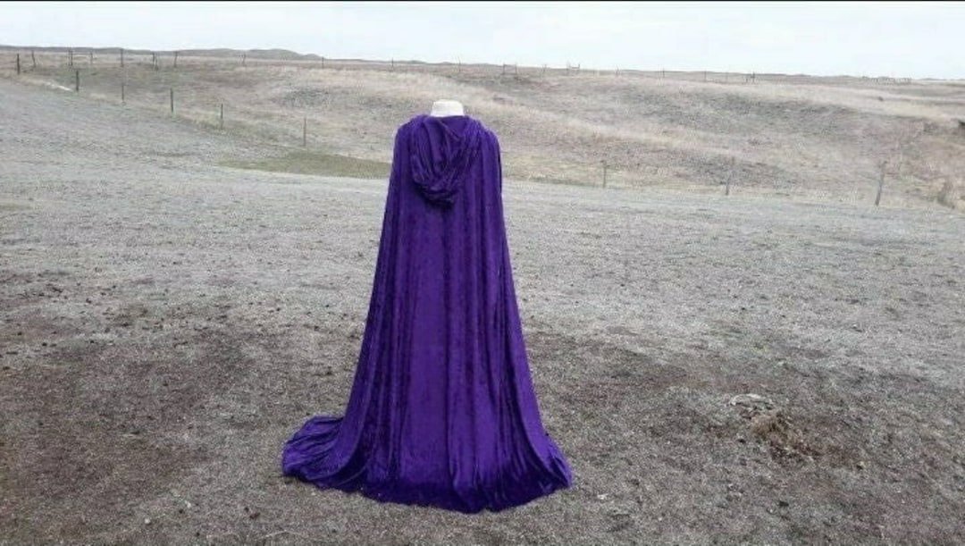 Purple Velvet Halloween Cloak Renaissance Costume Hooded Medieval ...