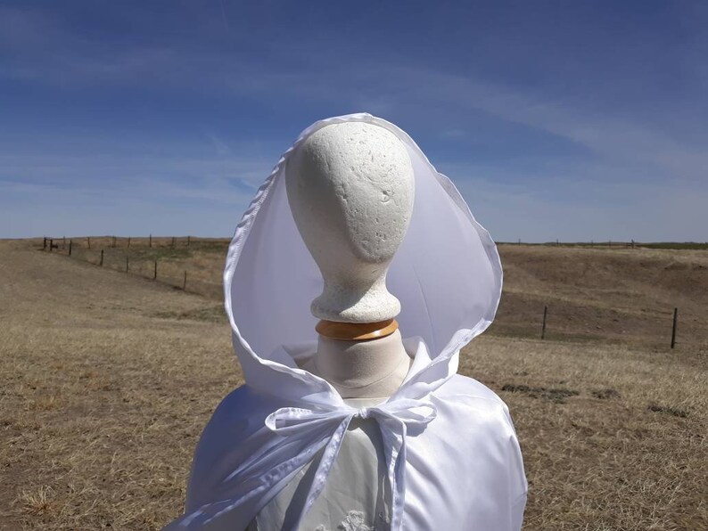 White Satin Bridal Cape Wedding Cloak Veil Handfasting - Etsy