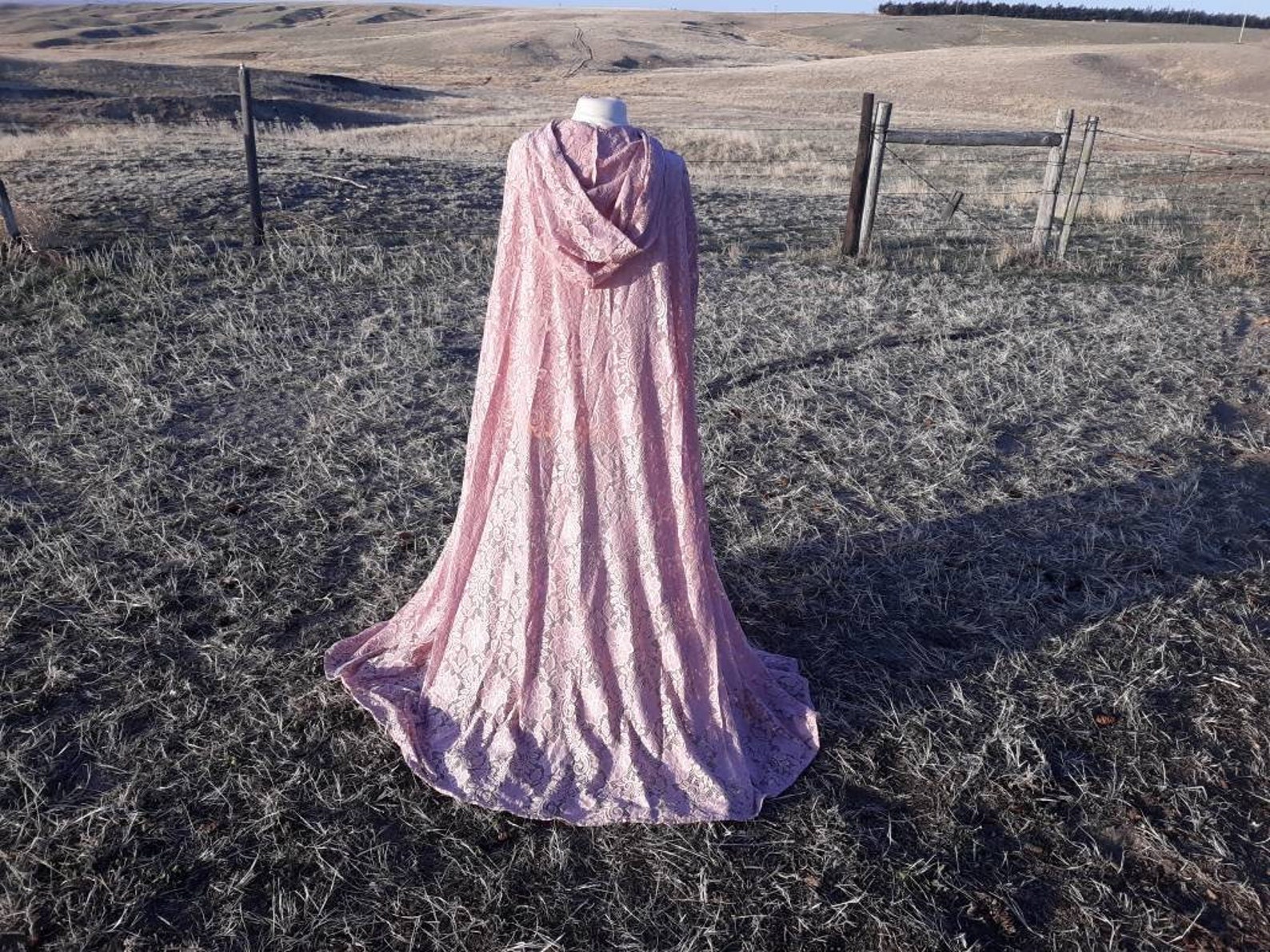 Dusty Pink Rose Lace Wedding Cloak Bridal Cape Handfasting - Etsy