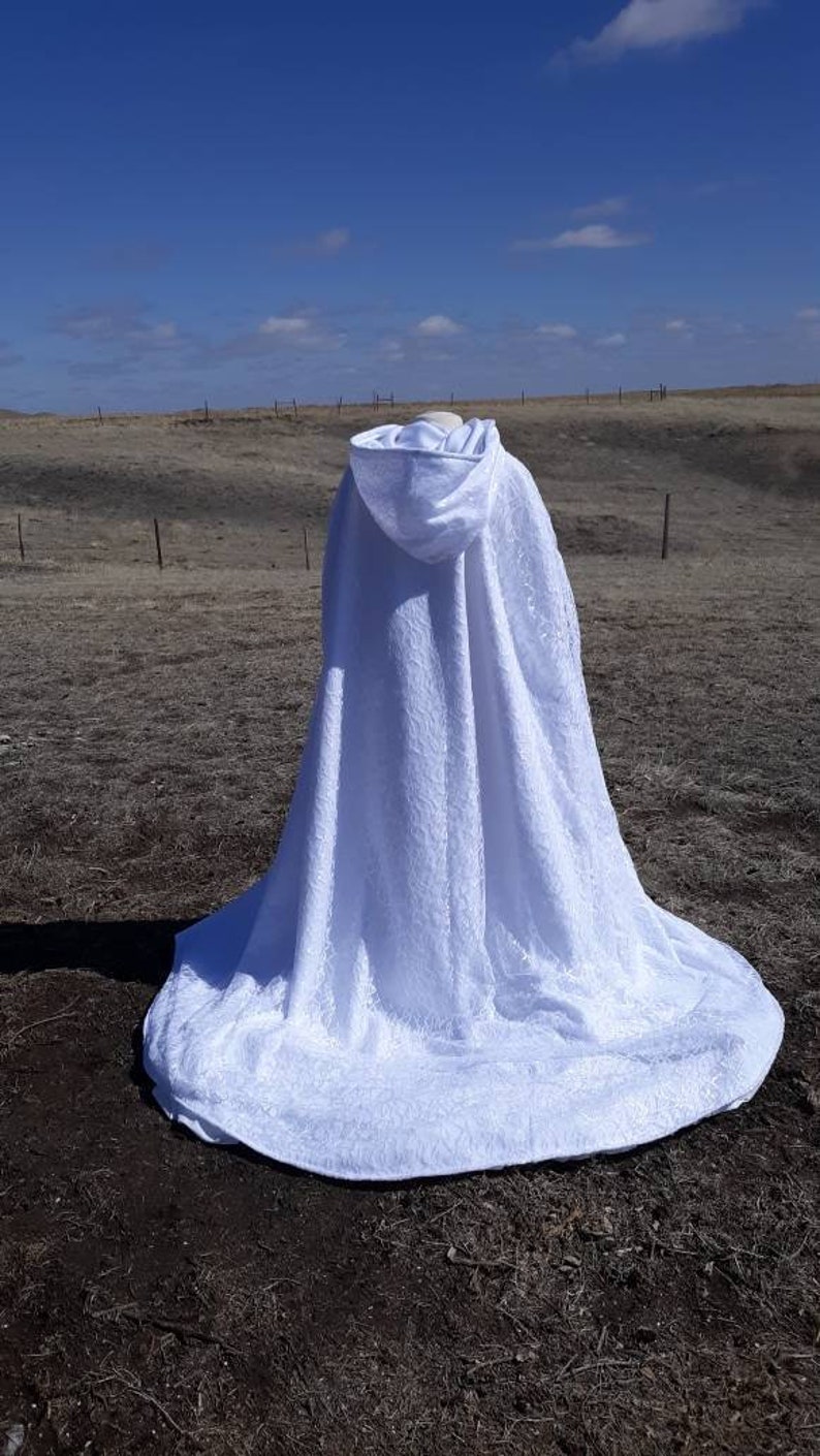 White Fleece and Lace Hooded Wedding Cape Bridal Cloak - Etsy