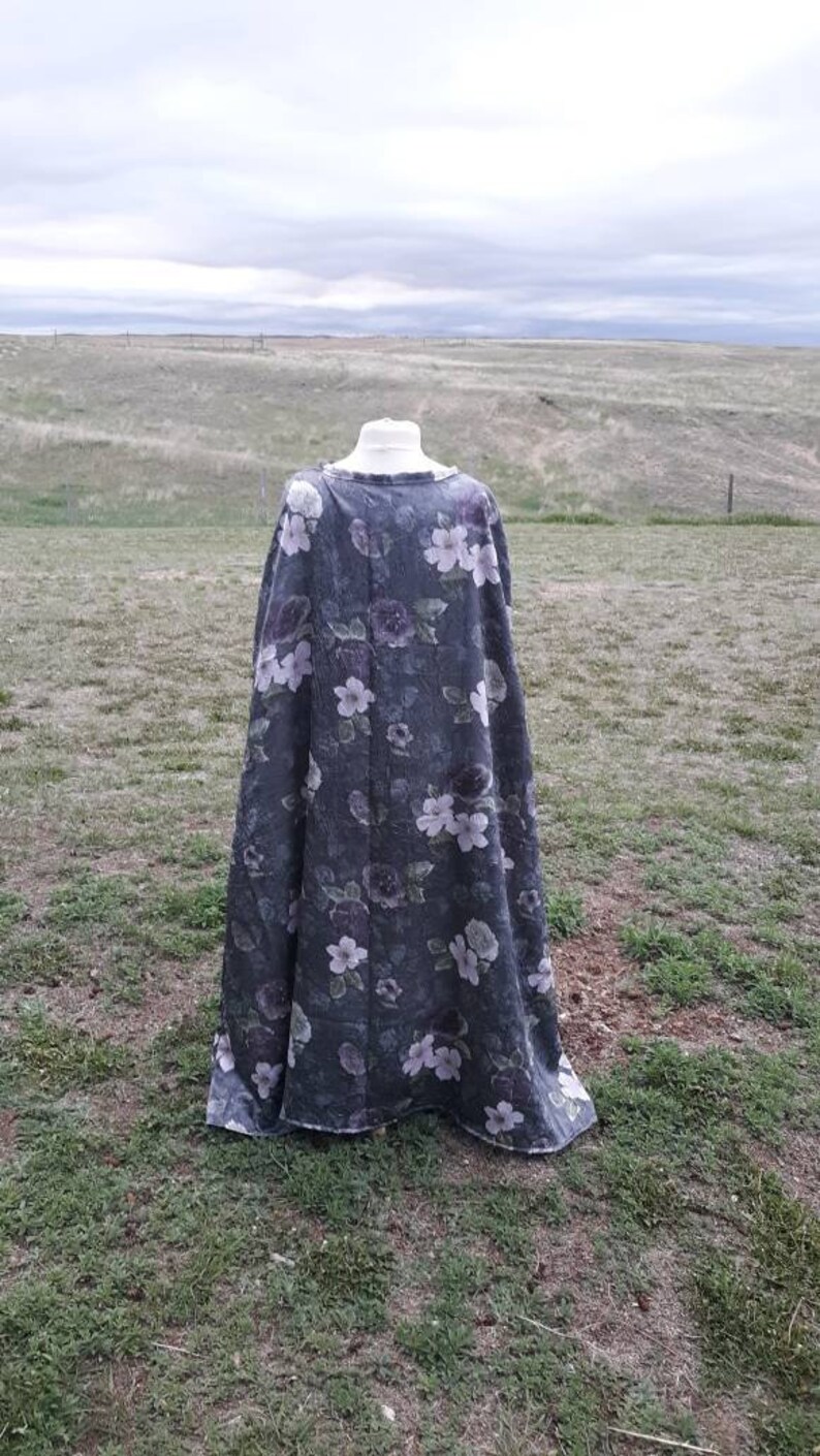 Silver Grey Cloak Satin Cape Renaissance Costume Wedding Cape - Etsy